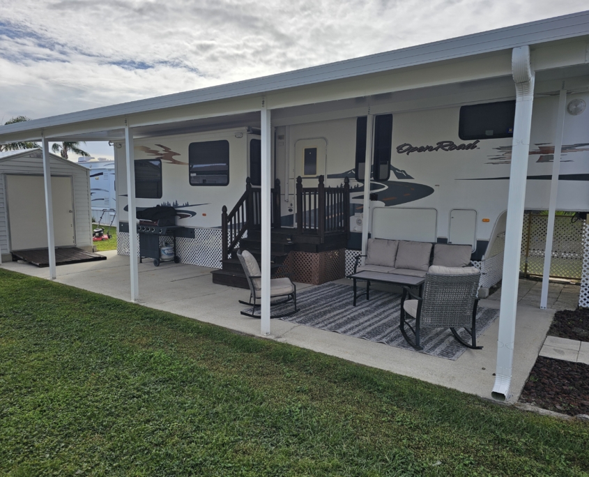 Cross Creek RV Resort | South Florida's Finest Winter Living | Homes ...