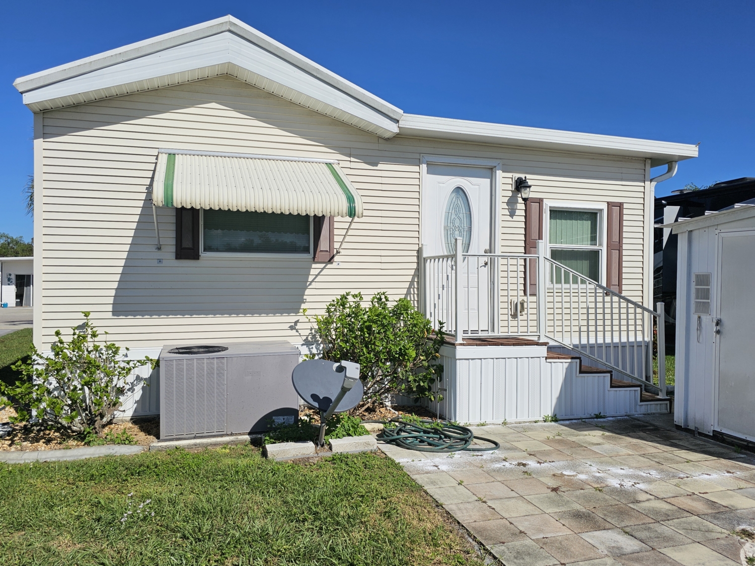 2004 Park Model - Lot 515 - $125,000 | Cross Creek RV Resort